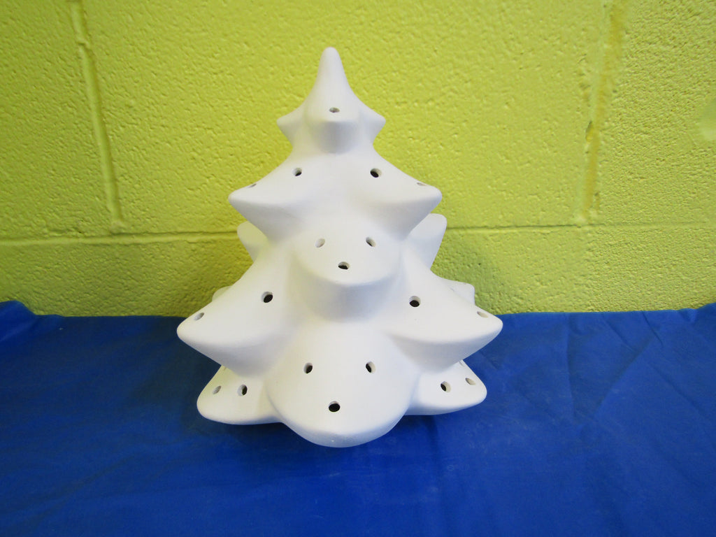Tree - Christmas, 3 Holes – Bisque Busters